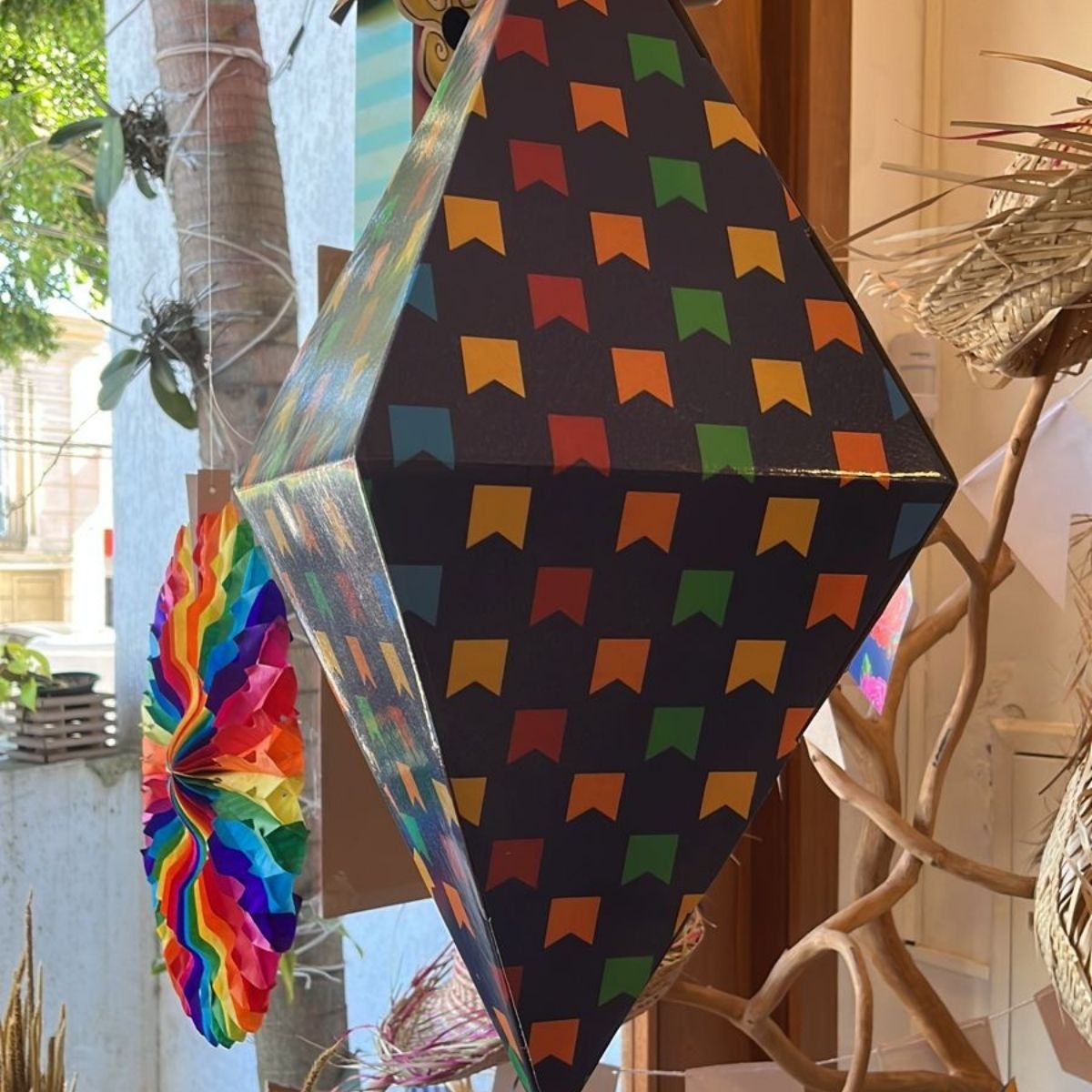 BALÃO CARTONADO 26X66 CM - BALÃO DE PAPEL CARTONADO 26X66CM - RICA FESTAS